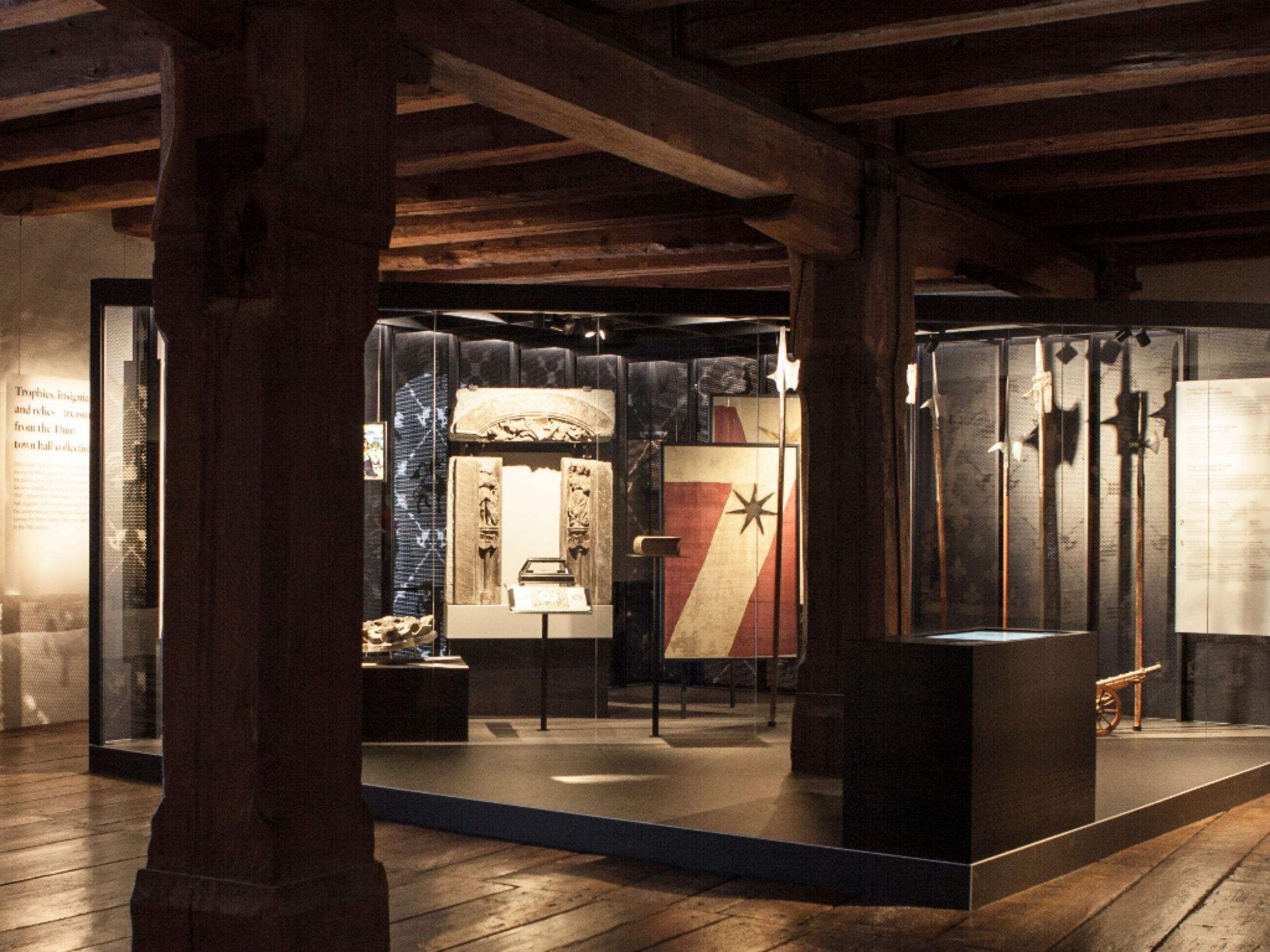 Tur Malam di Museum Kastil Thun untuk Kelompok