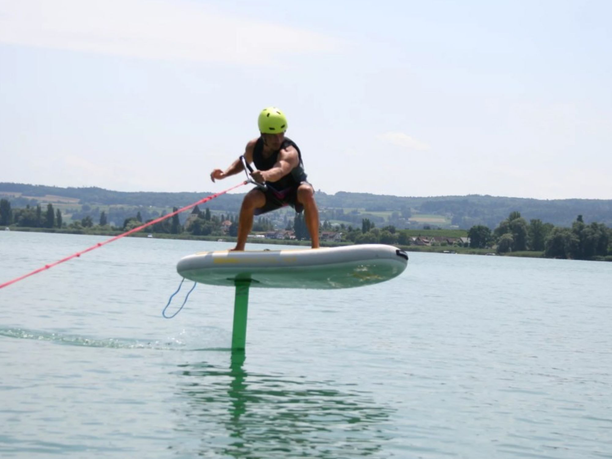 Foiling med motorbåd på Bodensøen
