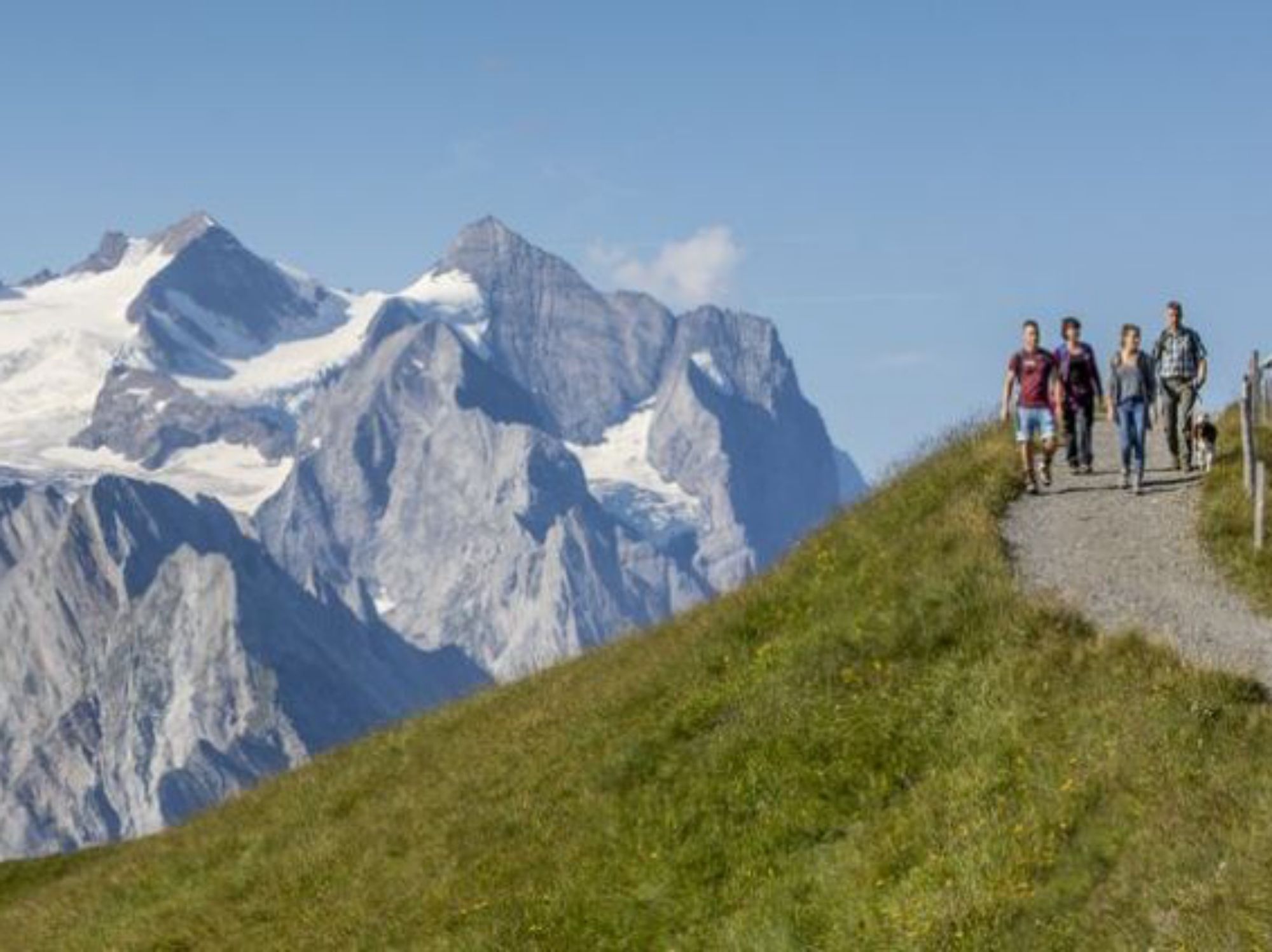 Frühstücksbuffet im Panoramarestaurant Alpen tower
