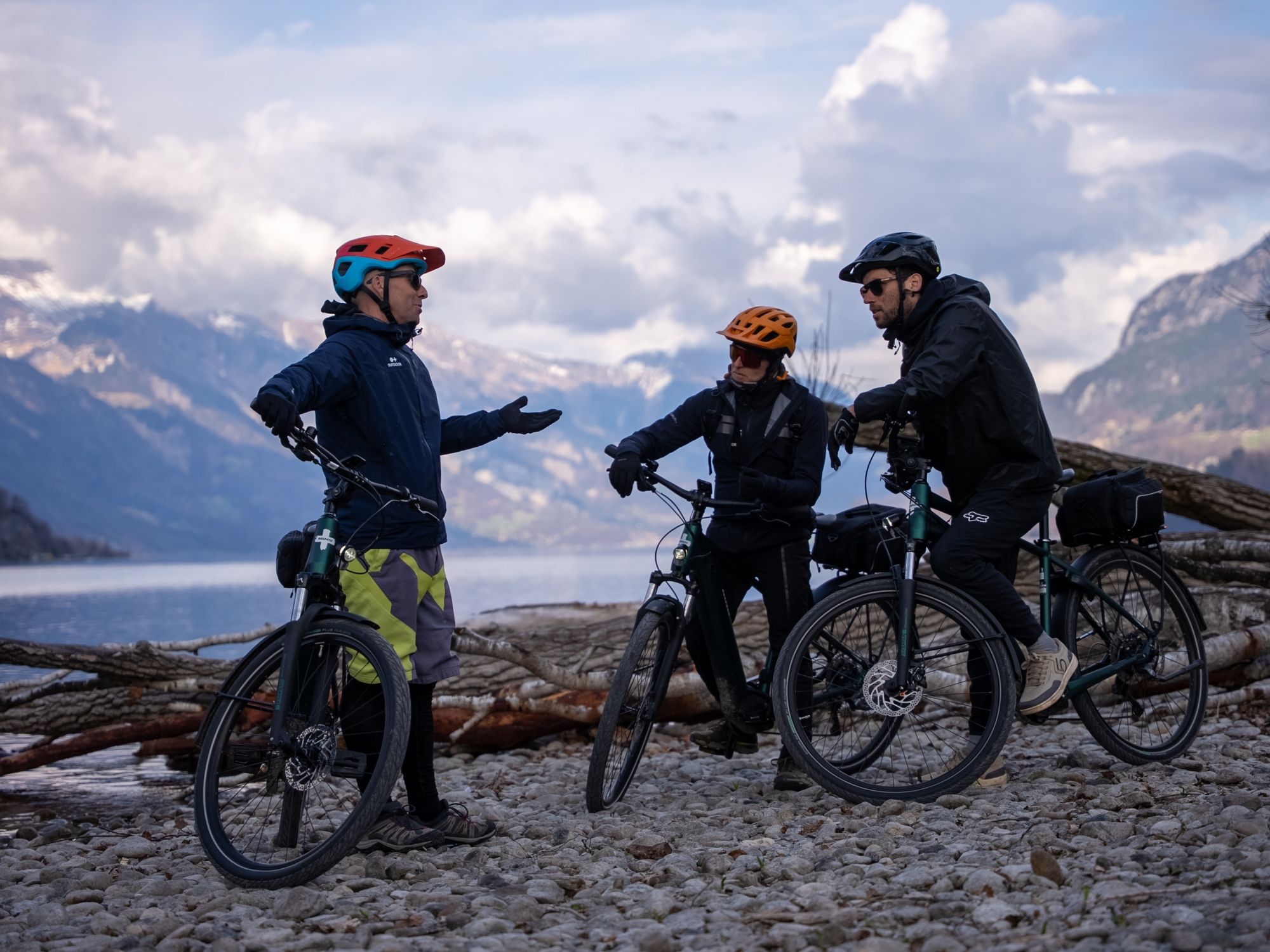 Scenic E-Bike Tour geführt in Interlaken