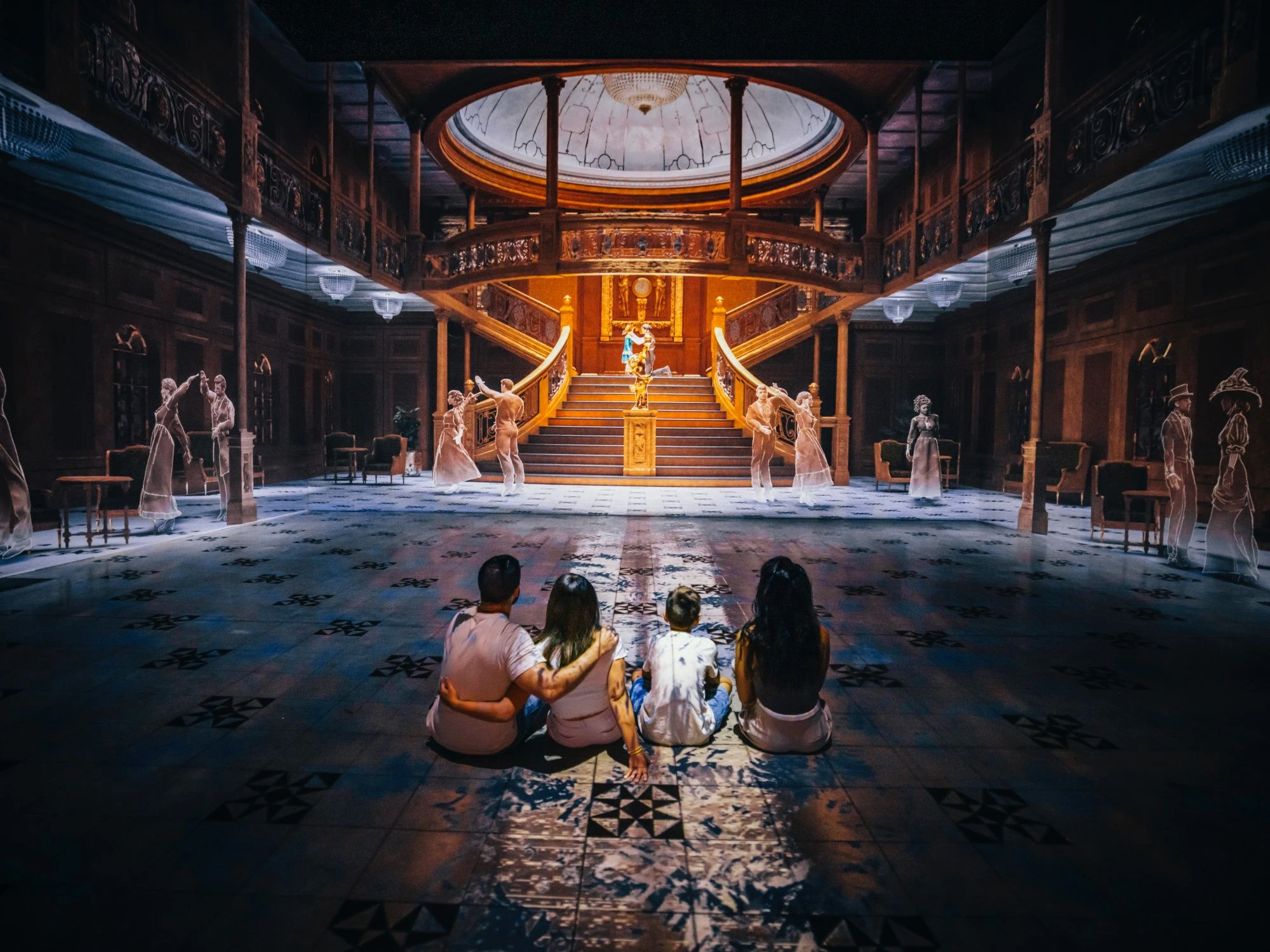Ticket "The Legend of the Titanic" immersive exhibition at Lichthalle ...