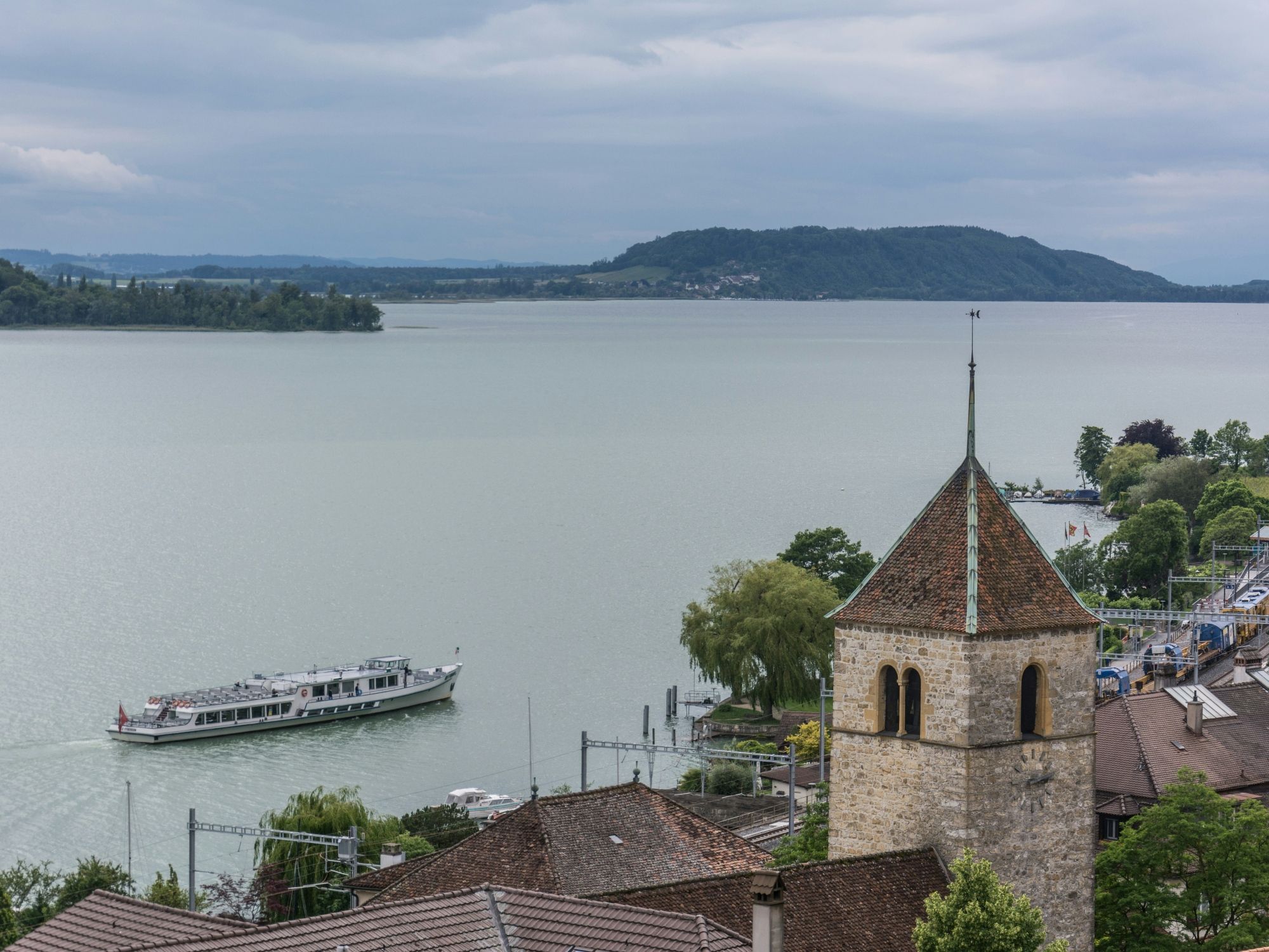 1 ideas for a wheelchair accessible trip in Biel