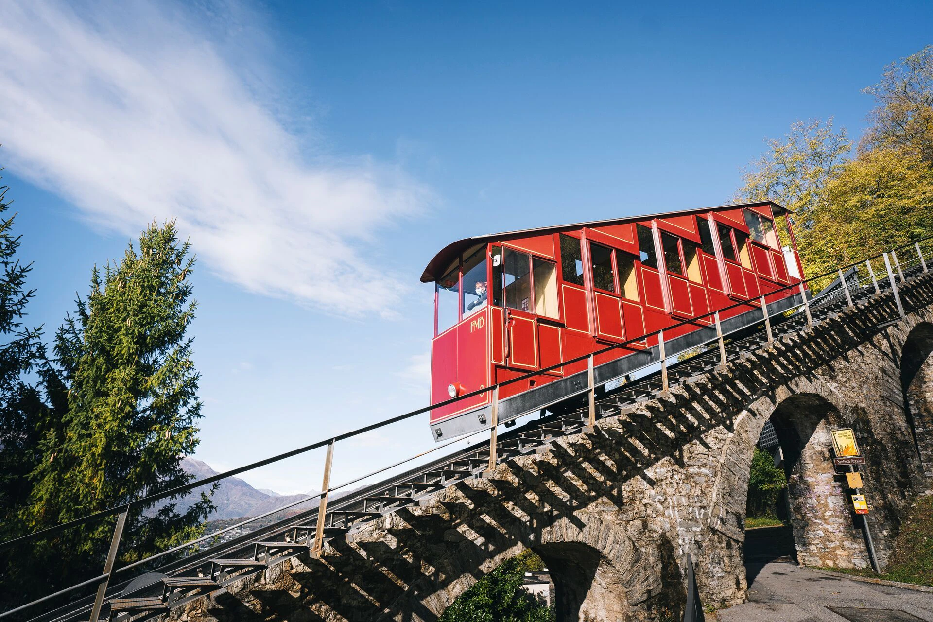 Standseilbahn Monte Brè Ticket ab Lugano Cassarate