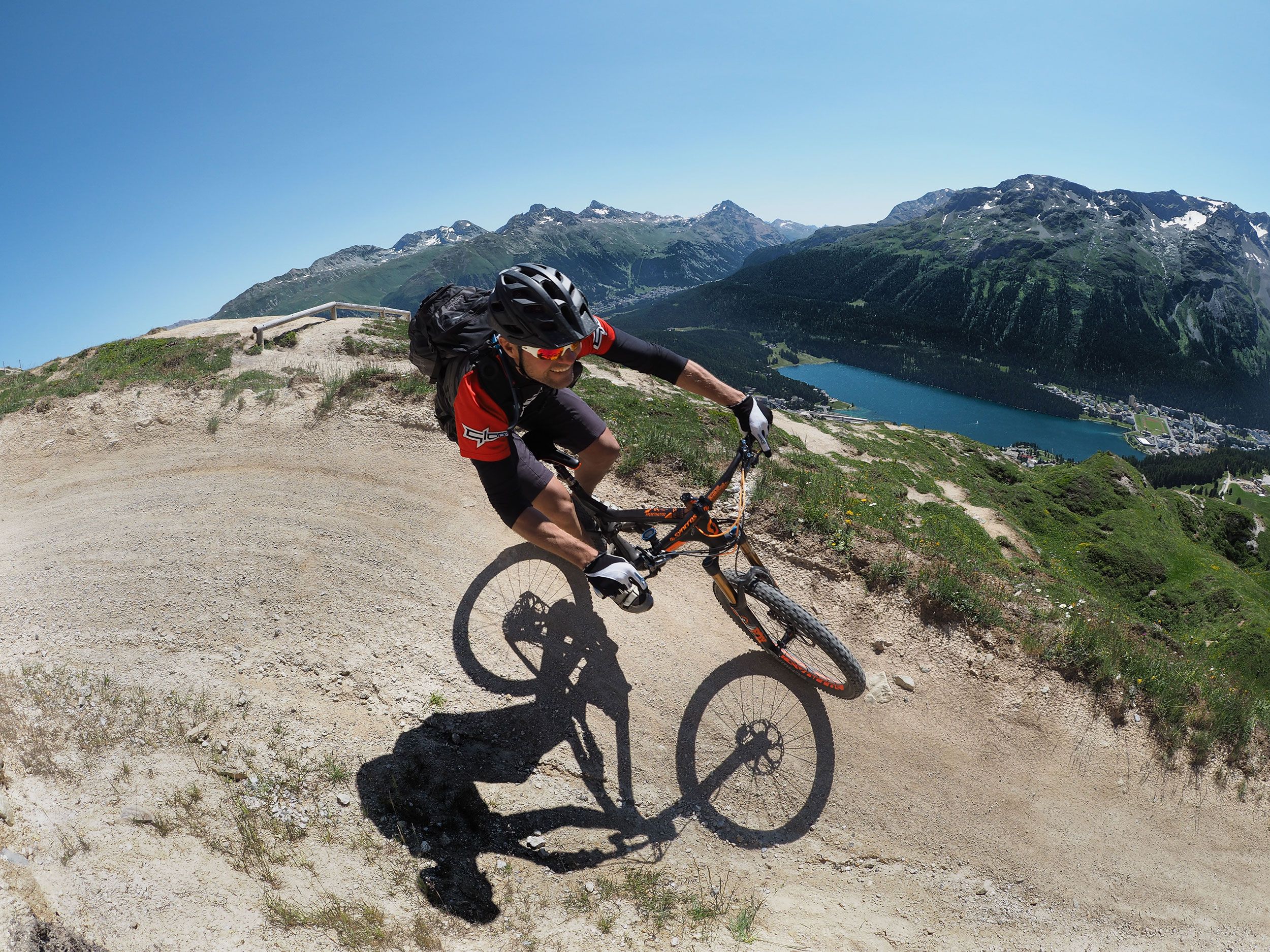 50 Mountainbike Routen in der Schweiz für 2025