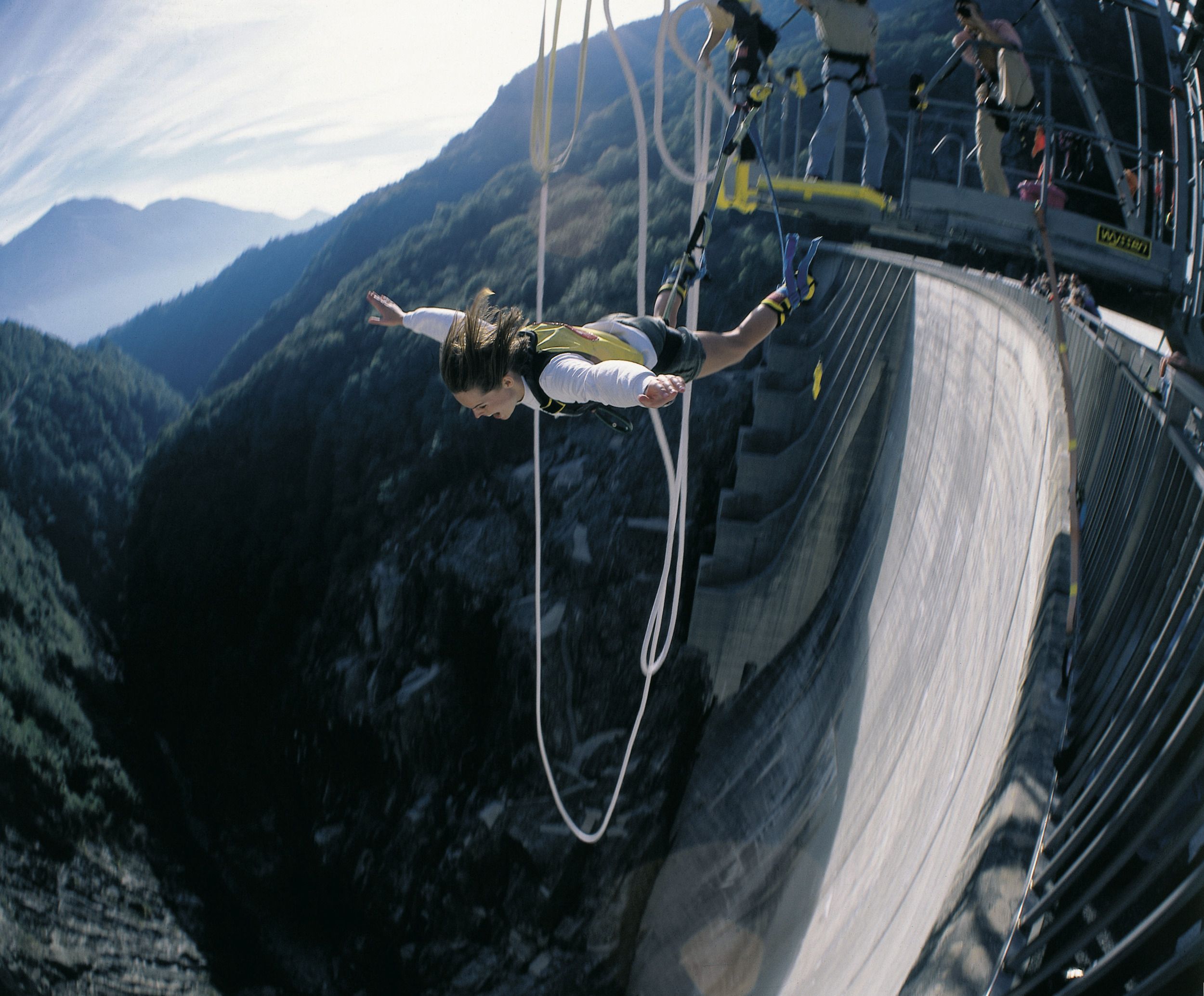 Bungee Jumping - the best jumps in Switzerland 2025