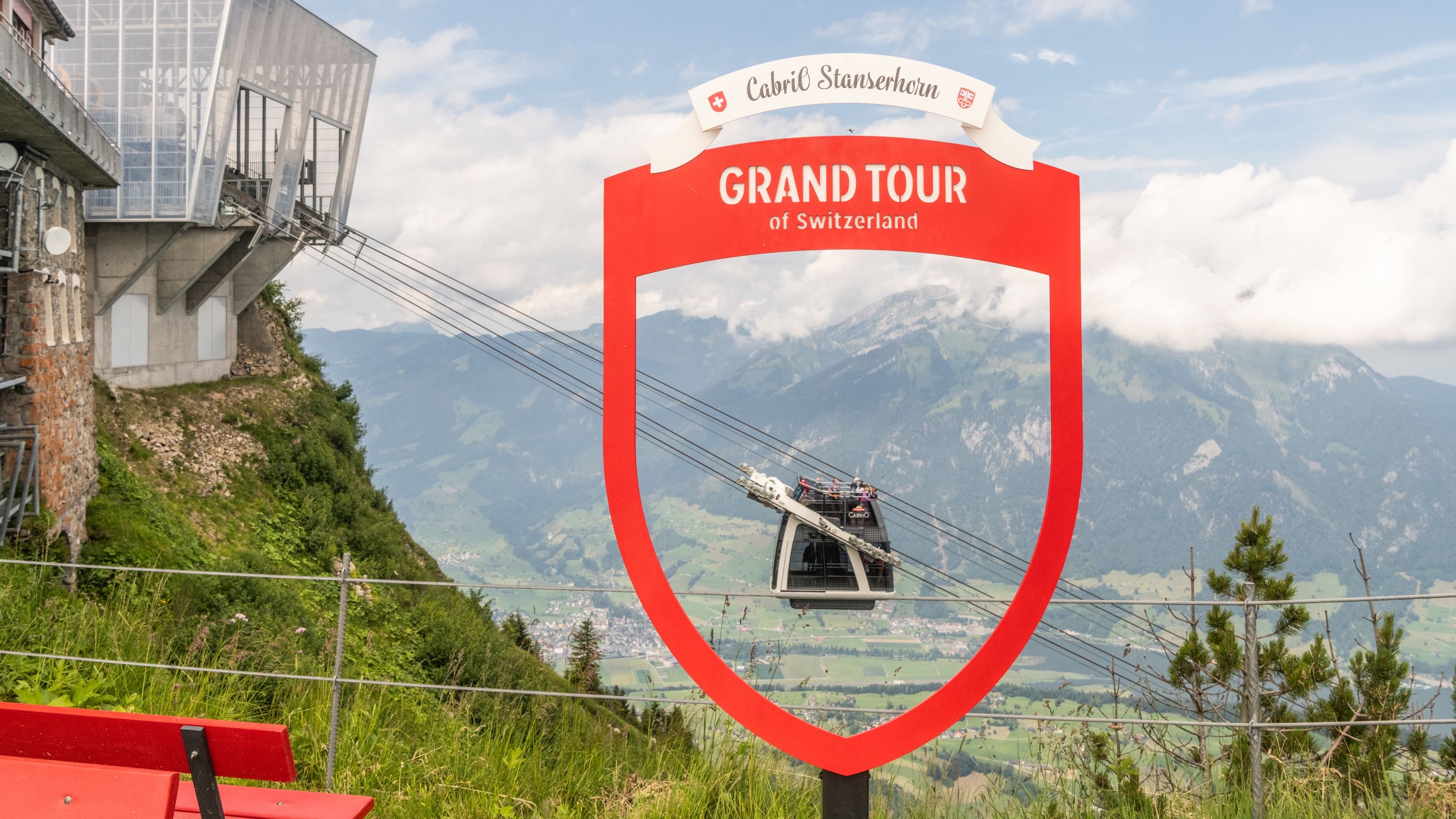 Stanserhorn - With the open air gondola to the Faulenzerberg | Swiss ...