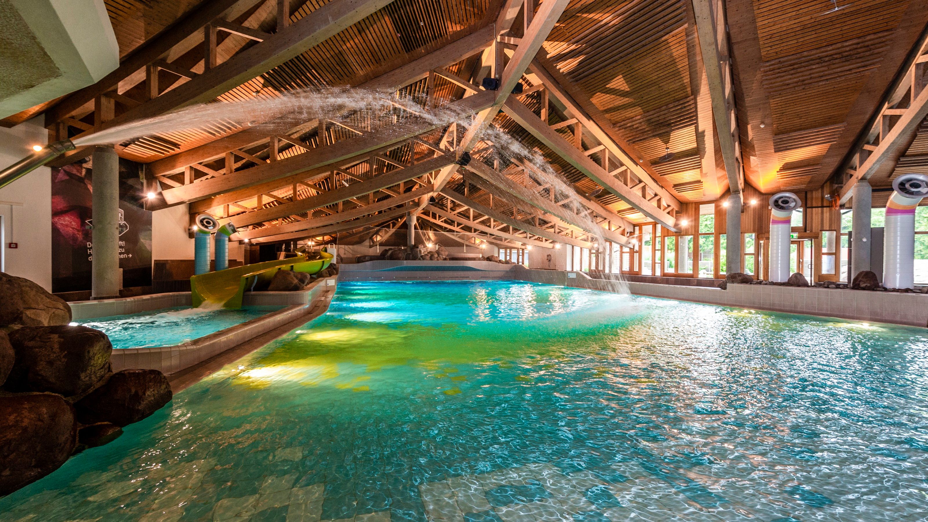 Parc aquatique Suisse - les 13 parcs les plus excitants pour toute la ...