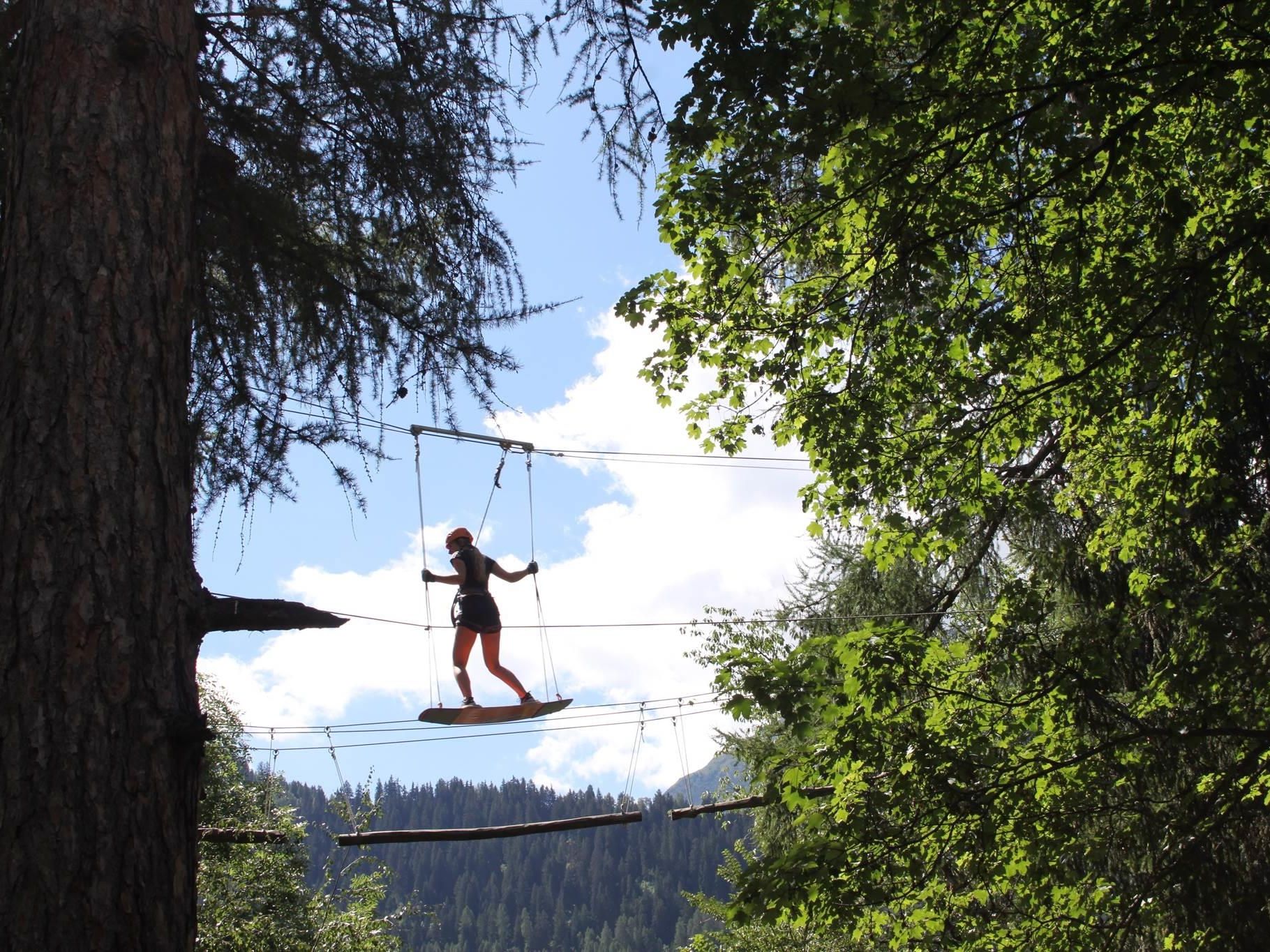 Rope parks in Switzerland - the 20 most popular locations