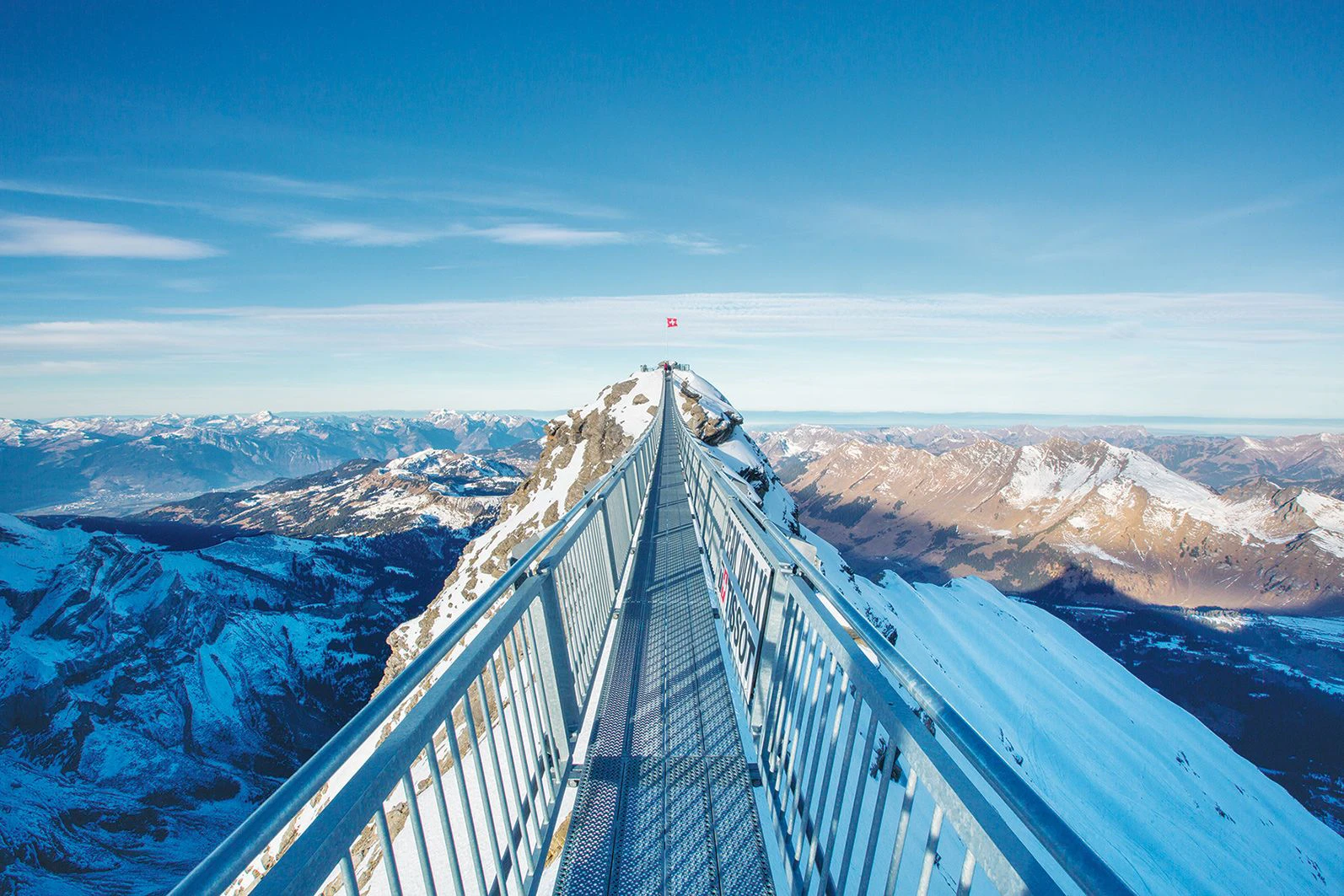 Glacier 3000 – ein Paradies für Wintersport im ganzen Jahr