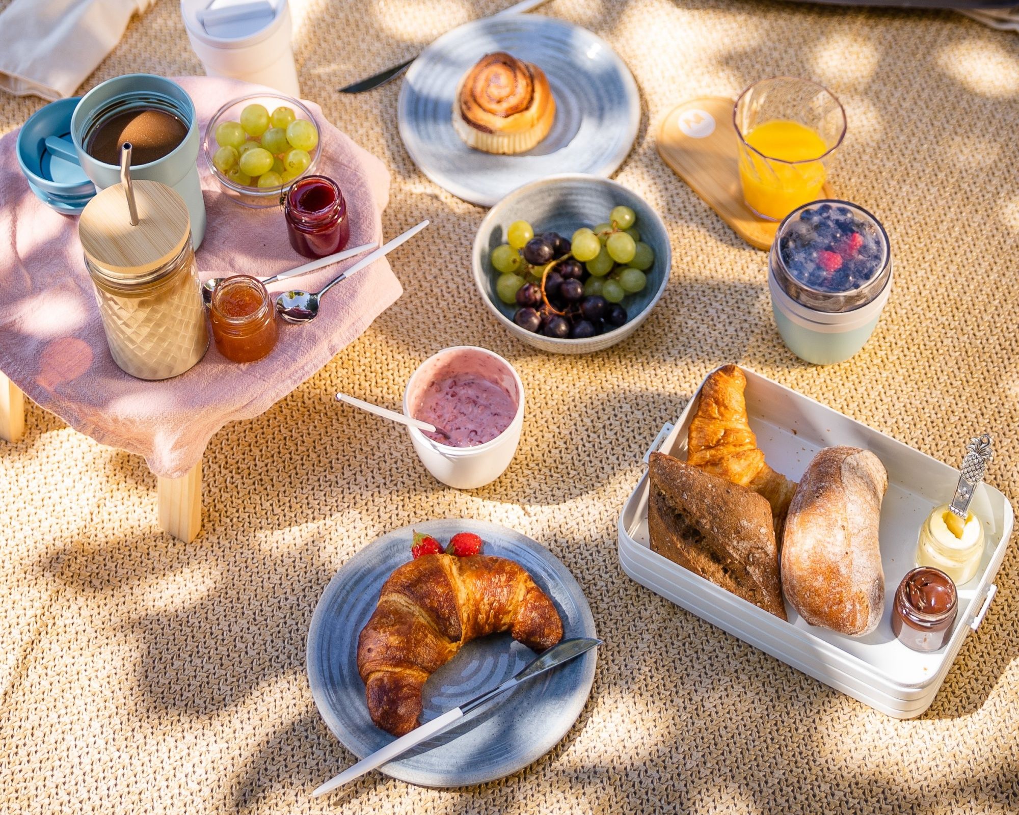 Desayuno picnic en el parque de Vitznau