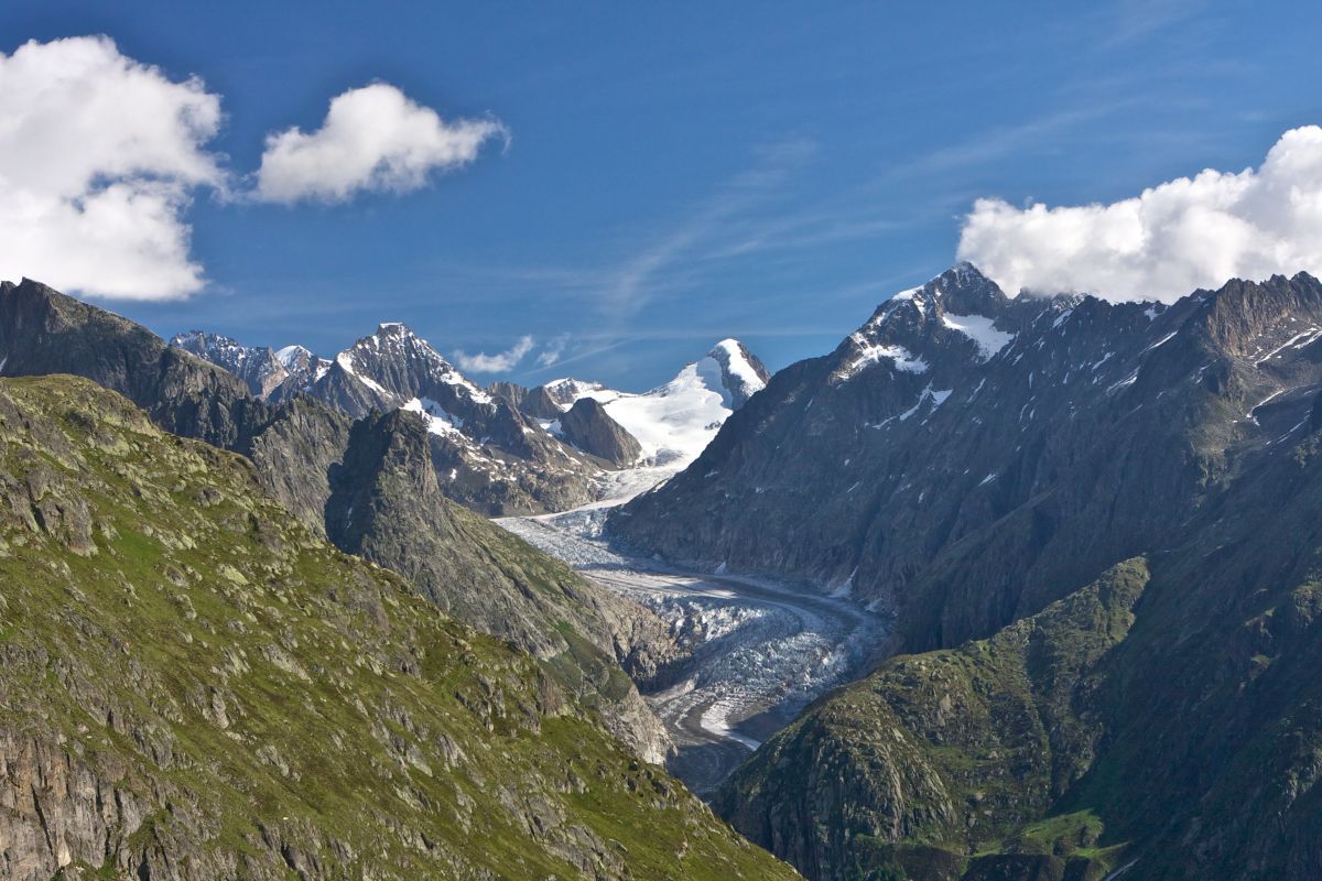 Aletsch Arena – autofreies Plateau unterhalb des Aletschgletschers