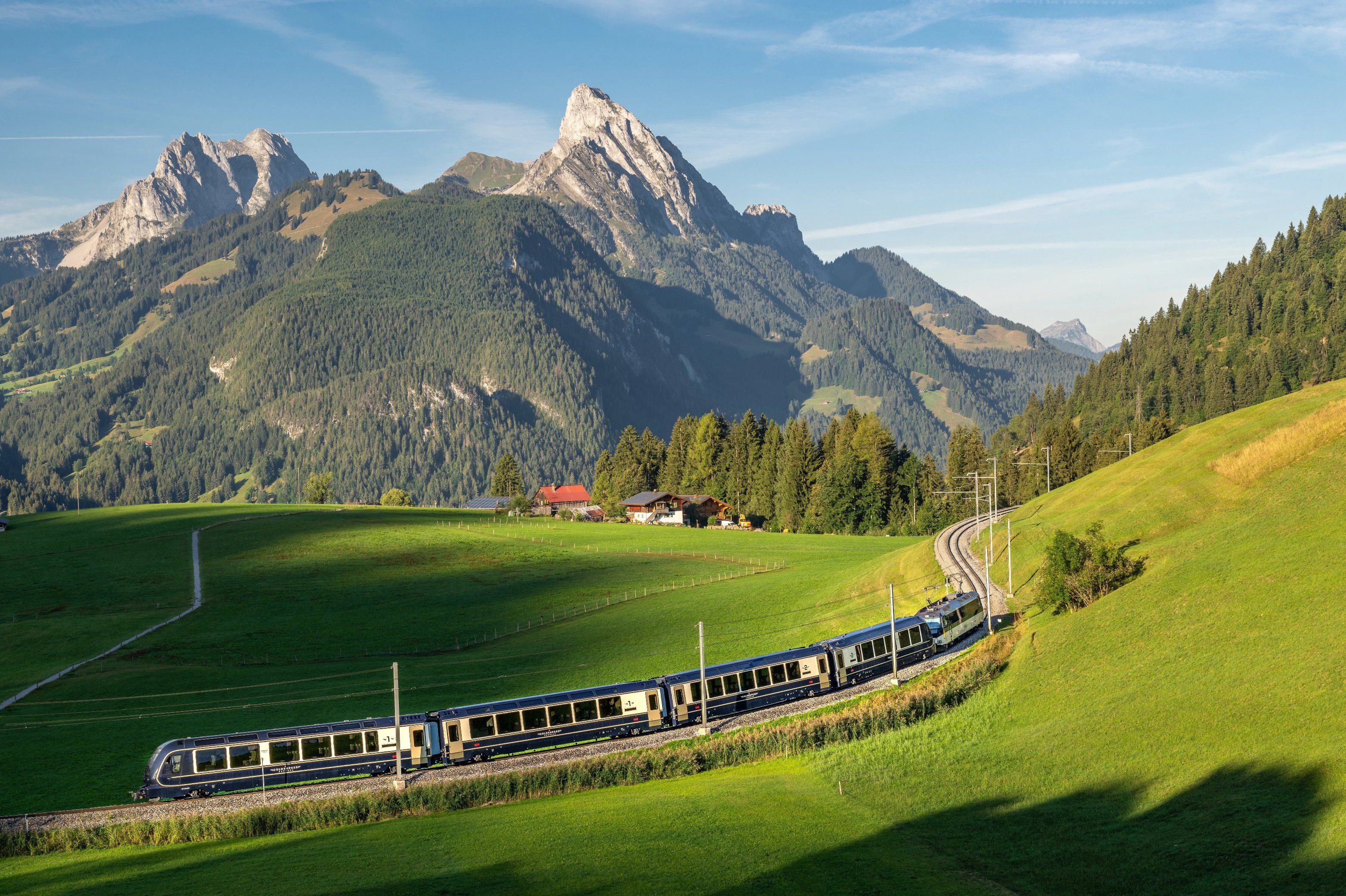Die 5 schönsten Panoramazüge der Schweiz | Swiss Activities