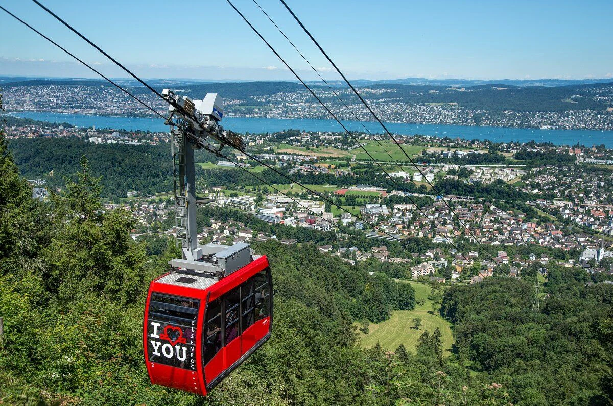From Zurich: City tour and cable car ride to fondue fun at sunset
