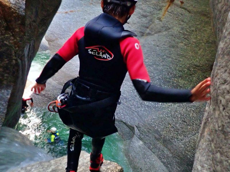 Pontirone Gorge advanced canyoning | Swiss Activities